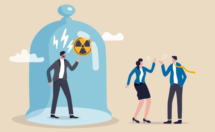 Apa Itu Toxic? Penjelasan dan Ciri-Cirinya